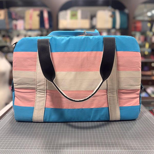 💖PREORDER: The Trans Pride 🏳️‍⚧️ Large BeeKeeper Weekender (Masterpiec ...
